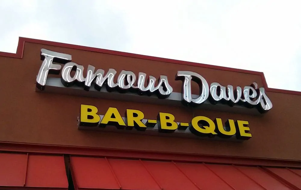 It's Low, Slow and Good – Famous Dave's Barbecue Review Arlington VA