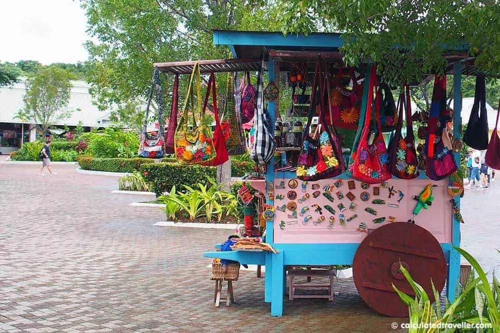 A Complete Cruise Ship Guide to Mahogany Bay Roatan Honduras