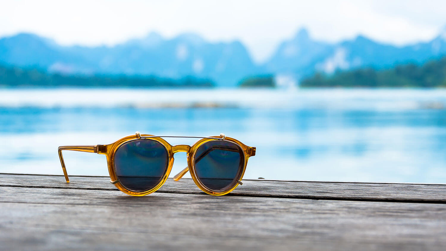 A Pro-Travel Guide to Pick Perfect Sunglasses for any Adventure